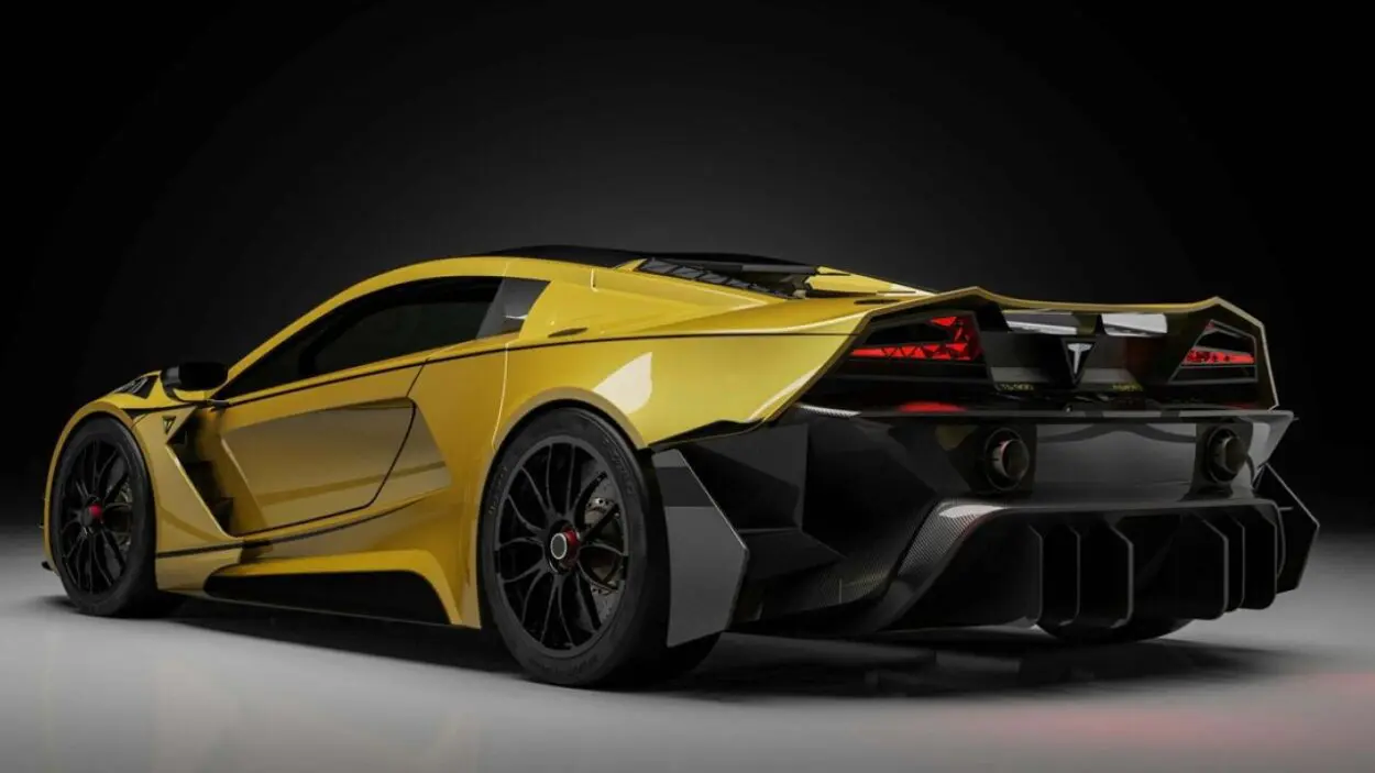Tushek TS 900 H Apex, l'hypercar ibrida ultraleggera dalla Slovenia