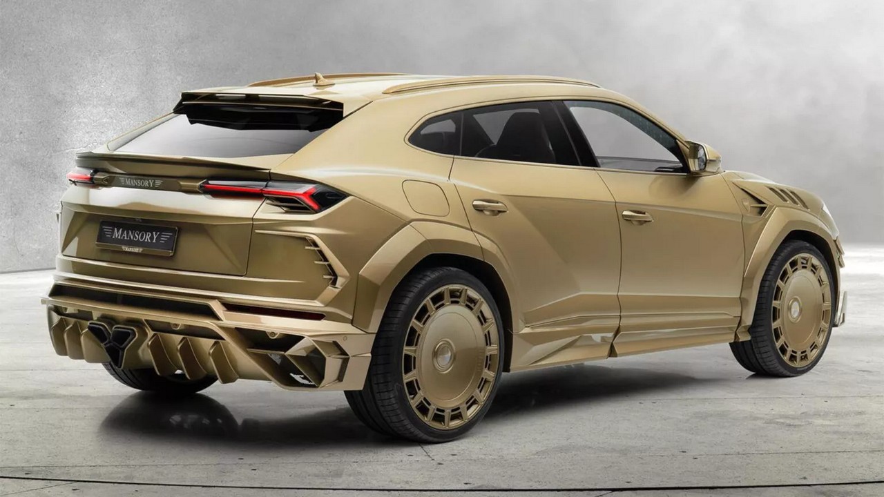 La folle Lamborghini Urus dorata con kit Mansory da 900 cavalli ...