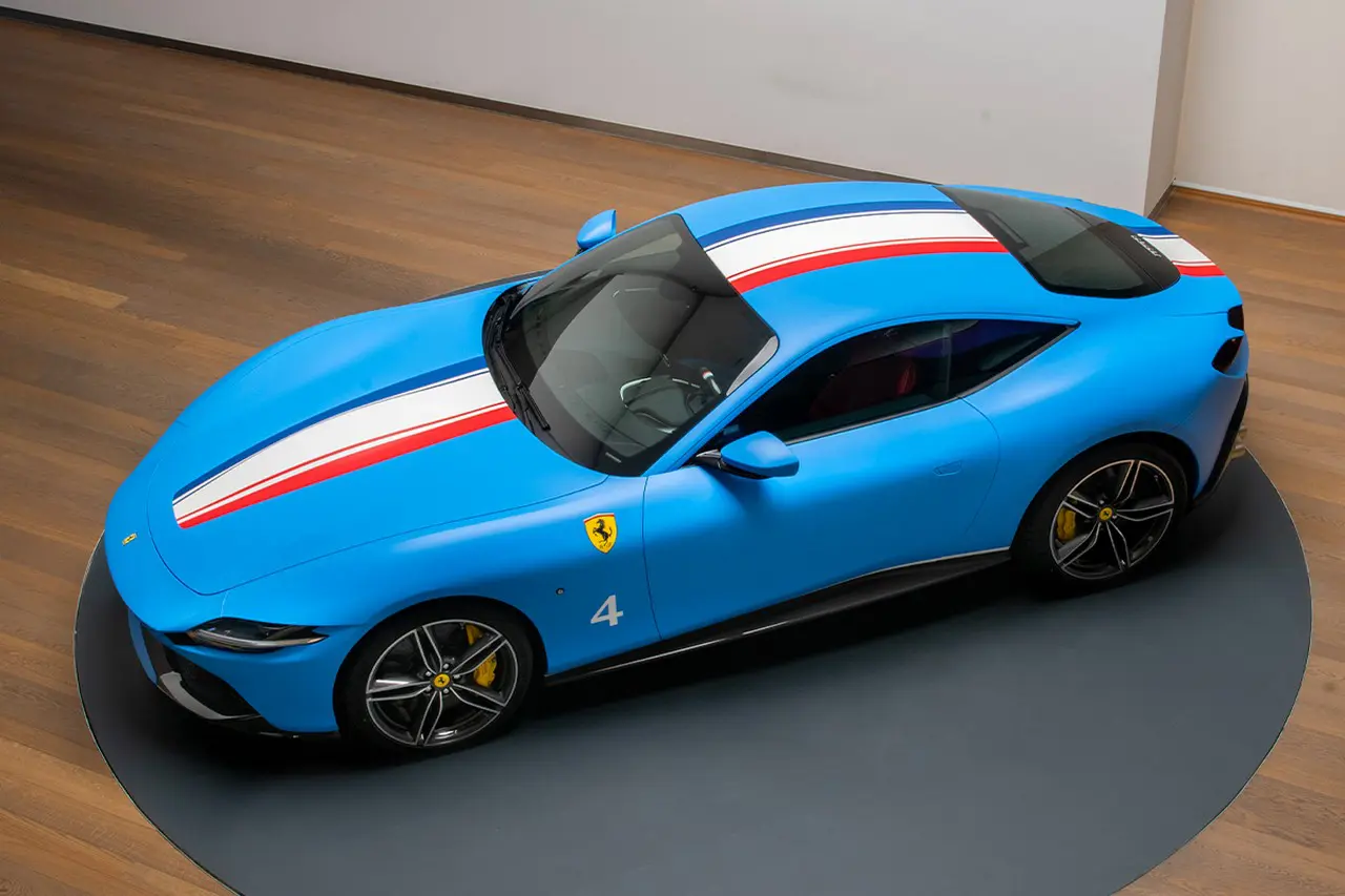 Ferrari Roma: un esemplare speciale omaggia il Tour de France ...