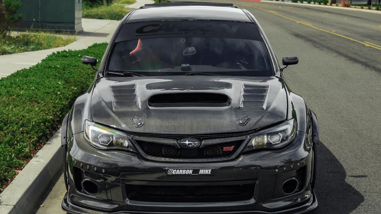 Una straordinaria Subaru WRX STI quasi interamente realizzata in ...